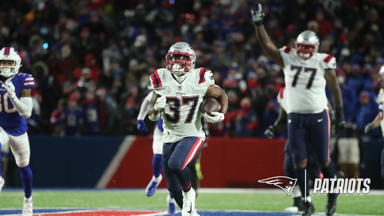 Game Day Roster Update: RBs thin with Harris out