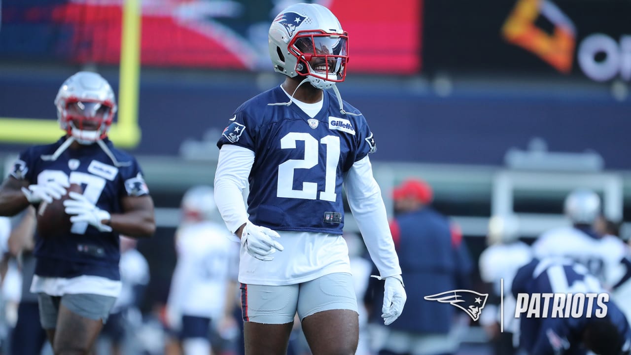 Notebook: Hightower, Phillips key revamped Patriots defense