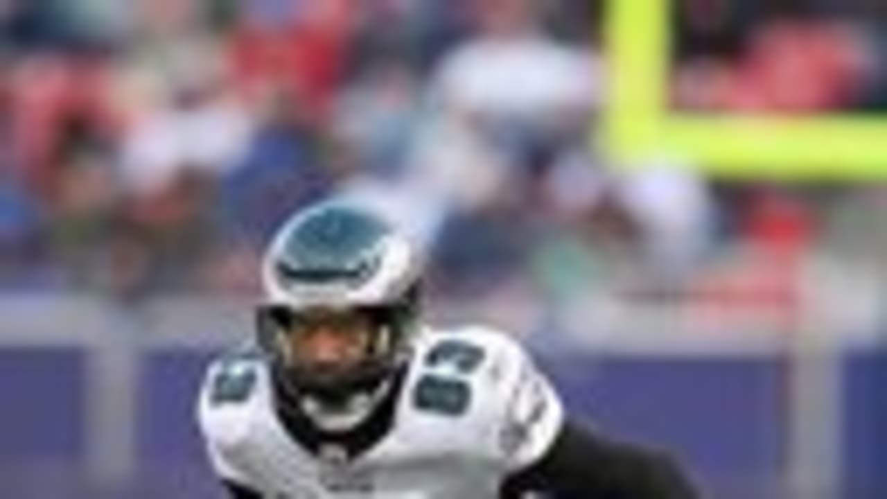 Patriots acquire WR Greg Lewis from Eagles