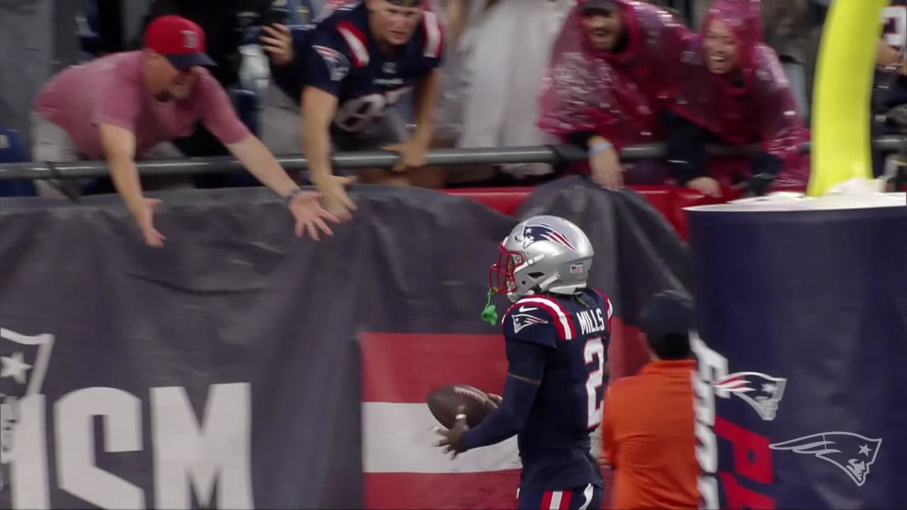 C.J. Stroud throws interception to Mills on QB's second pass of preseason