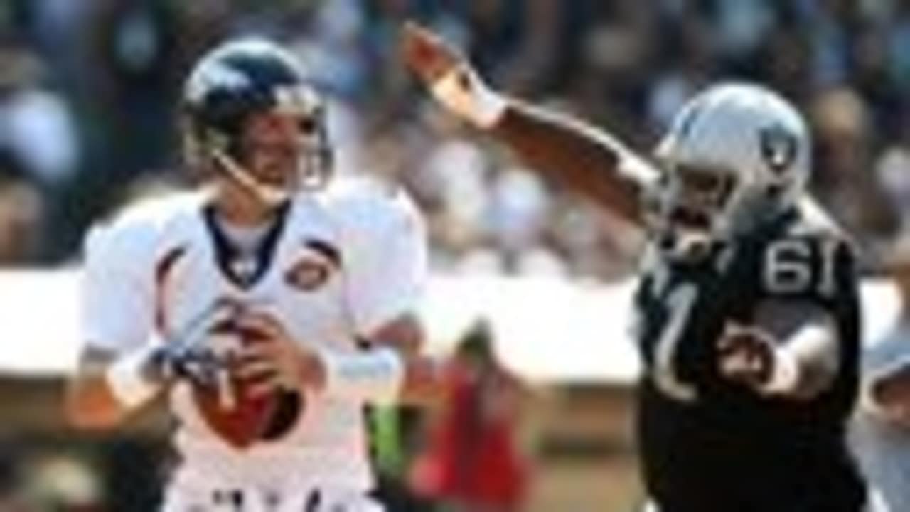 Patriots sign DL Gerard Warren