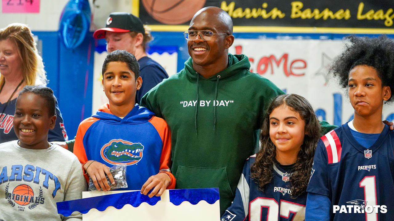 How Matthew Slater and Patriots teammates volunteered in community this ...