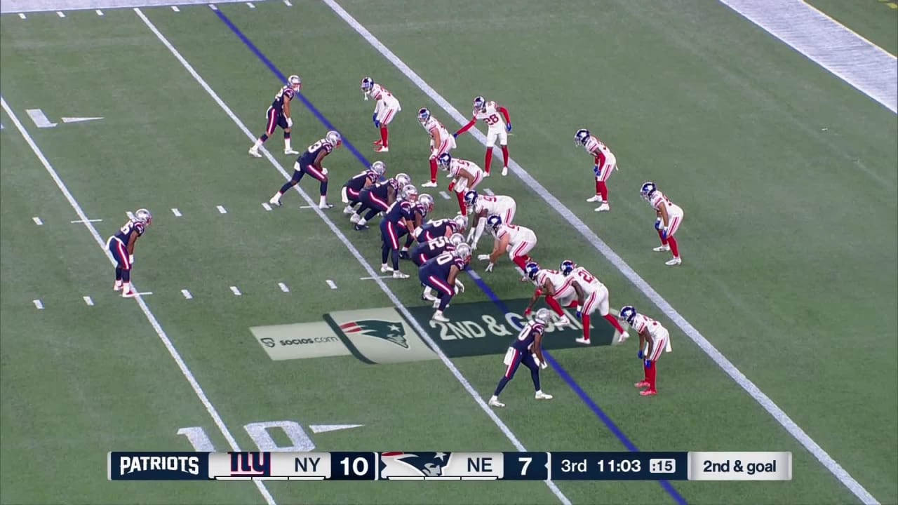 Kevin Harris sneaks up the middle for TD