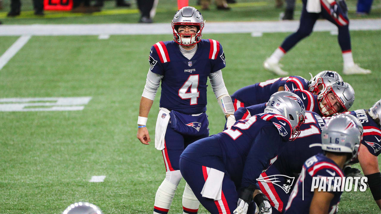 Report: Patriots trading Jarrett Stidham to Raiders