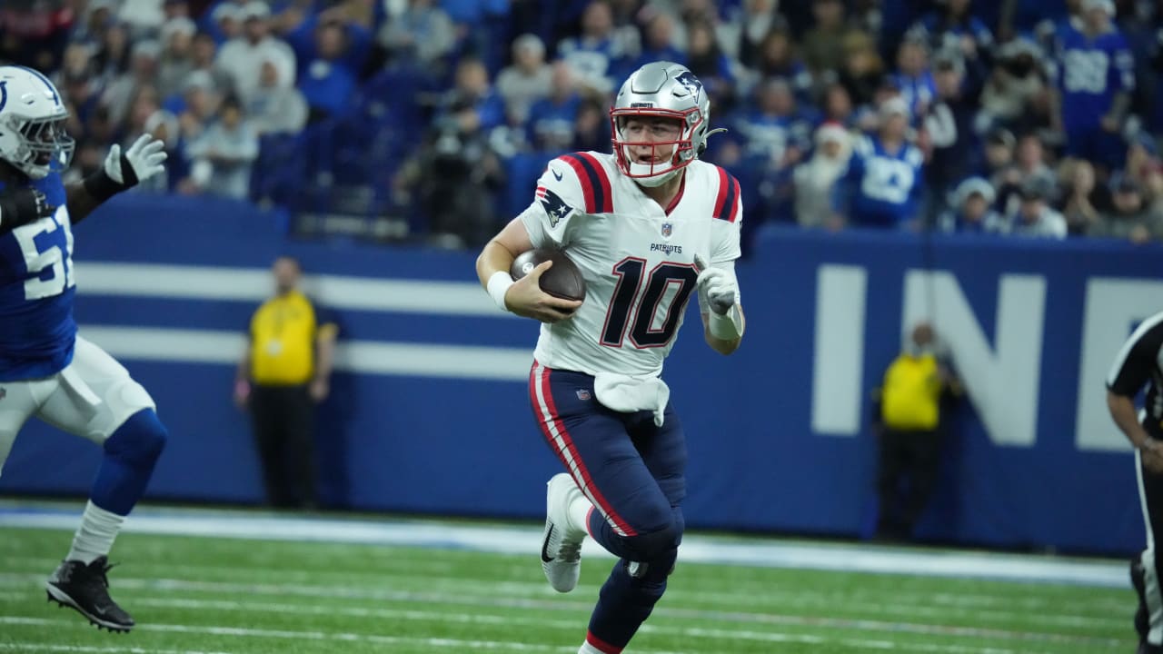 Photos: Patriots at Colts Week 15