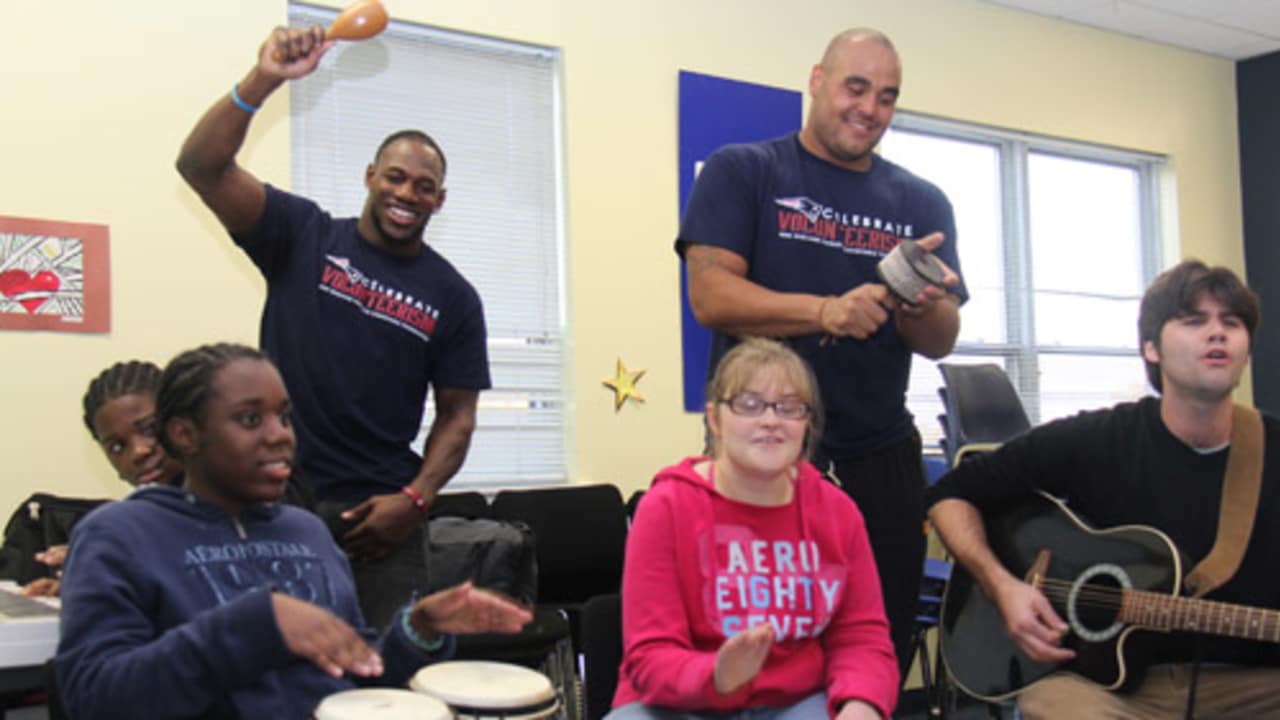 Patriots defensive players Kanorris Davis and A.J. Francis celebrate ...