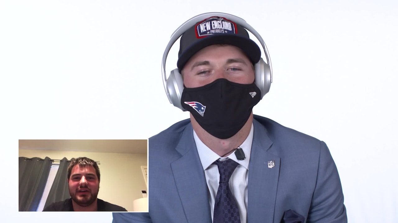 Landon Dickerson surprises Mac Jones with congratulatory message