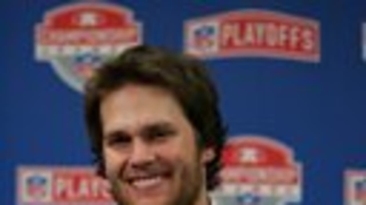 Patriots Notebook: Brady enduring comparisons