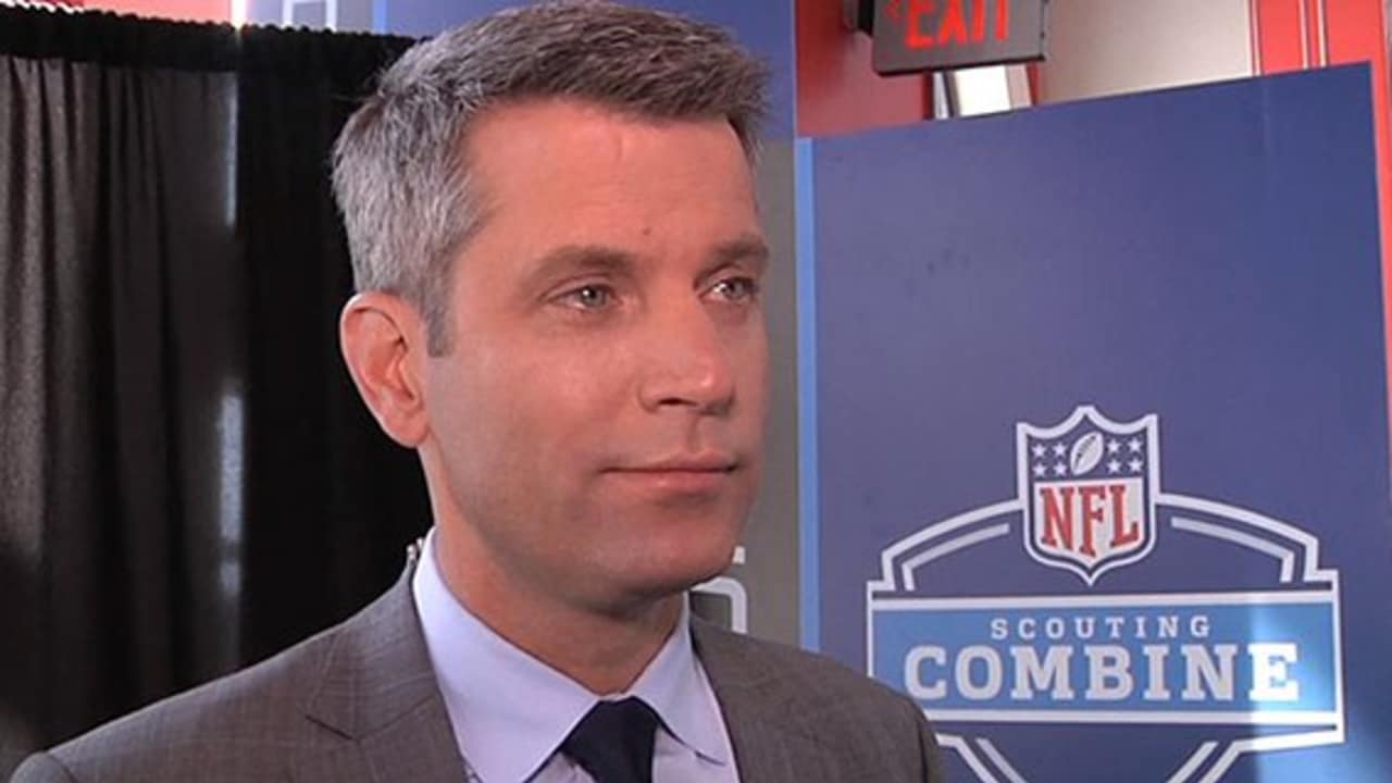 Mark Dominik Discusses Derek Carr