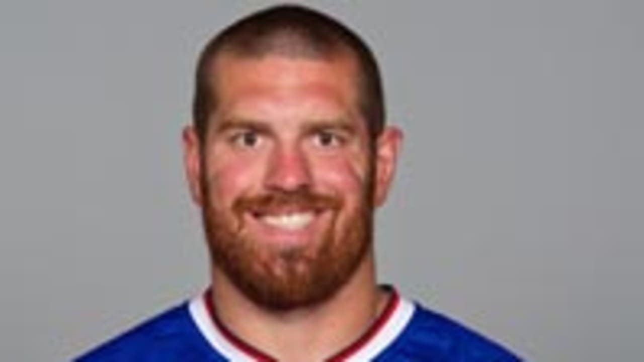 Raiders Sign TE Lee Smith