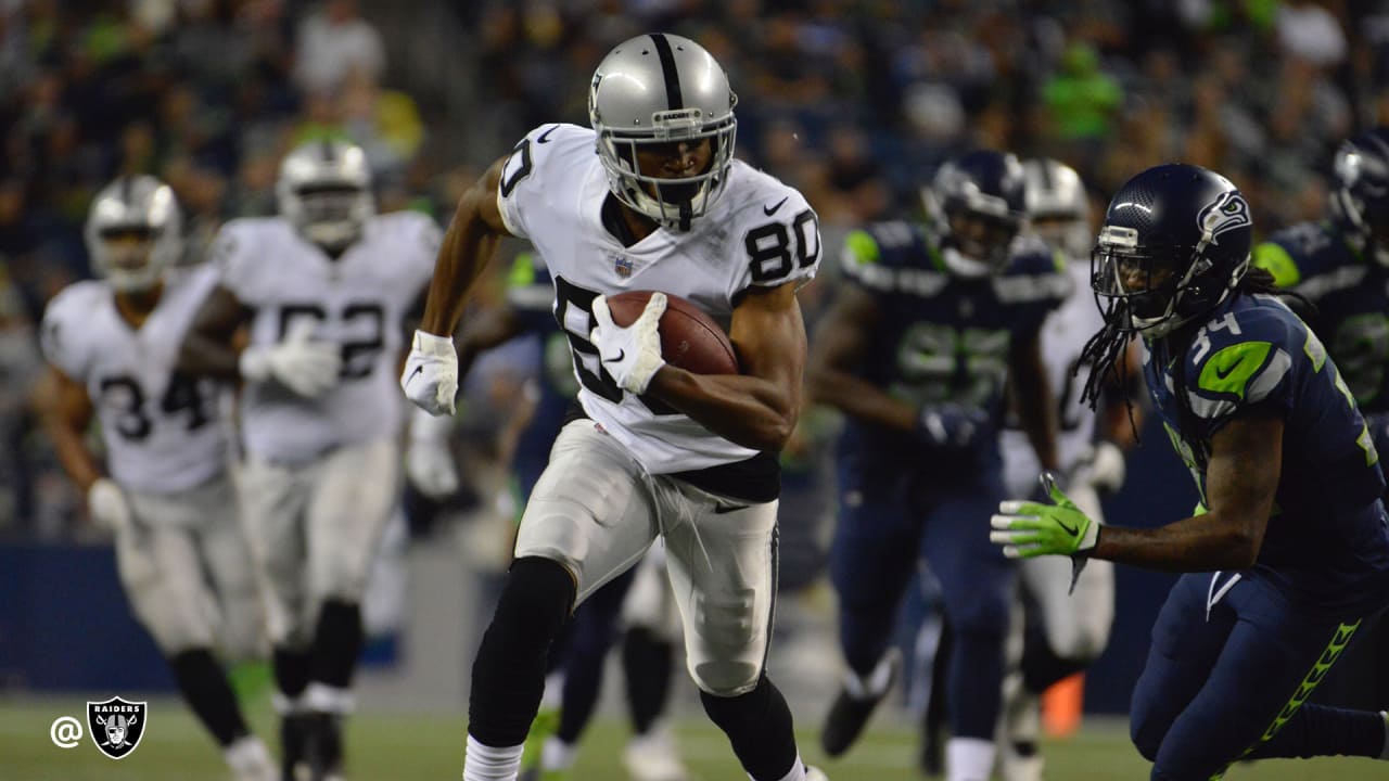 Highlights: Raiders beat Seahawks 30-19