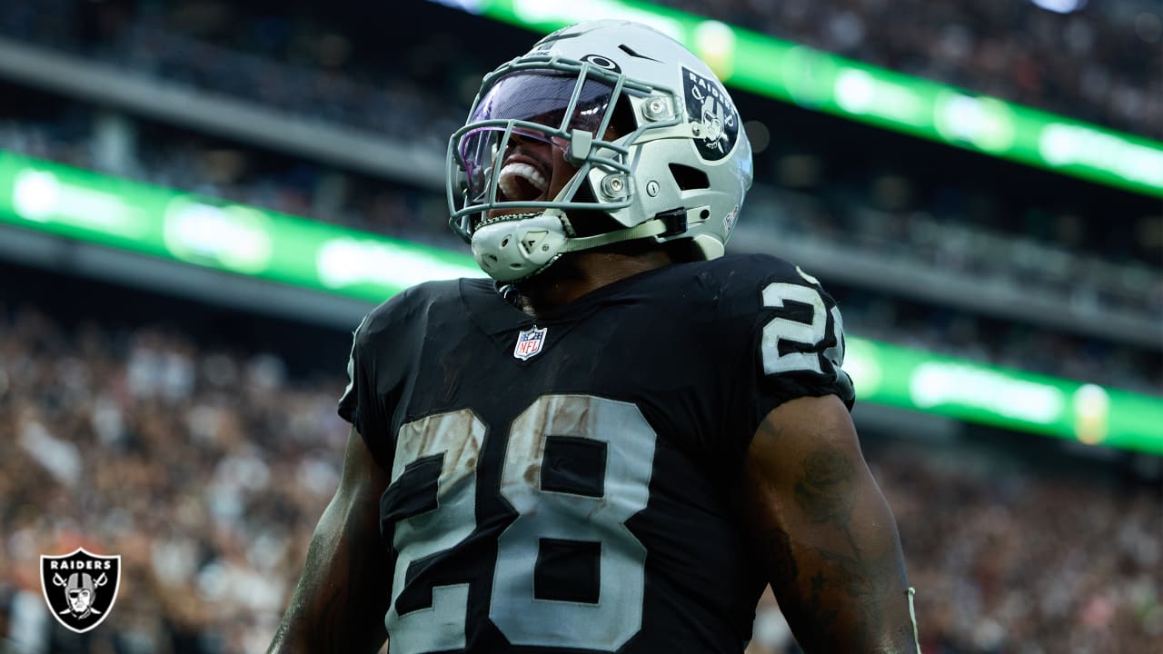 Top Shots: The best photos of RB Josh Jacobs' 2022 Pro Bowl season