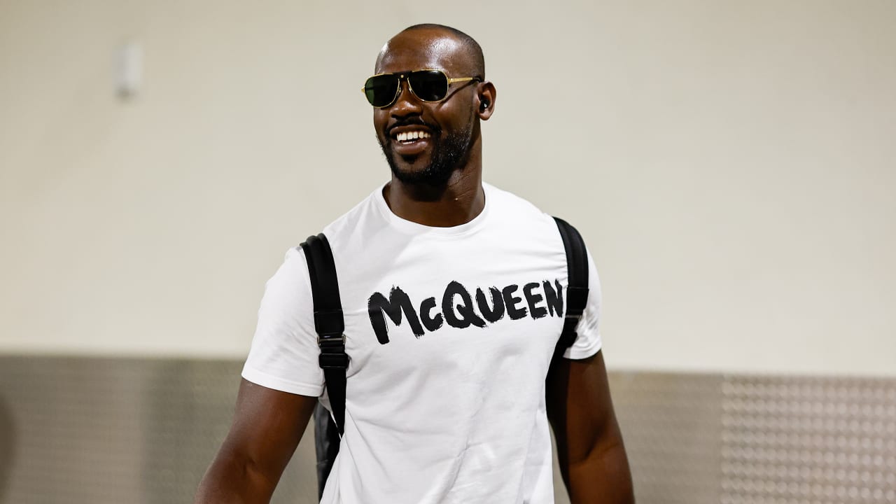 Watch: Raiders arrive for 2022 season opener vs. Chargers