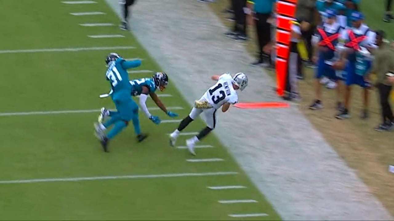 Must-See Play! Renfrow toe-taps for spectacular first-down grab