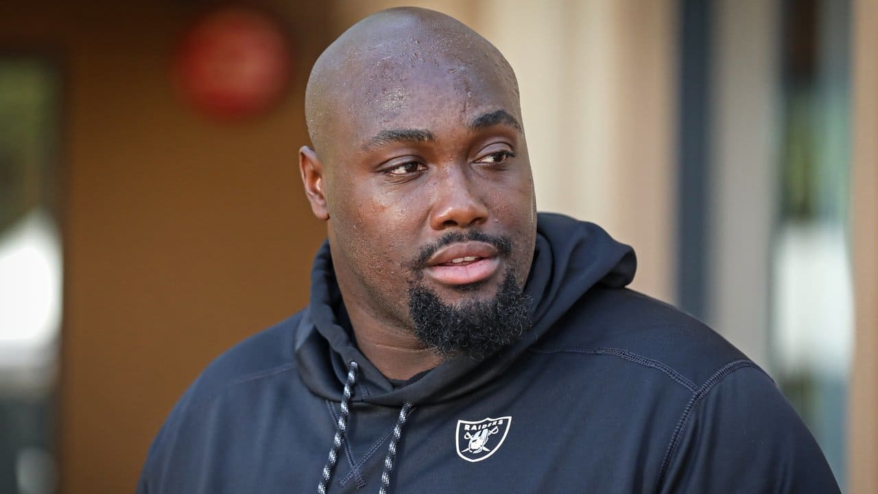 Rodney Hudson: "One Day At A Time"