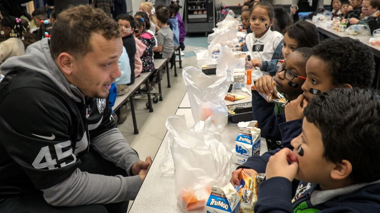 Alec Ingold and Darren Waller surprise students at Jack Dailey ...