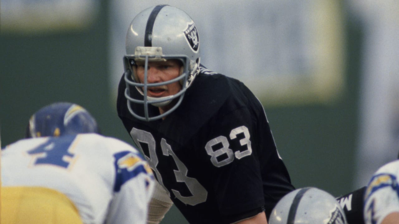 Ted Hendricks seleccionado al equipo histórico de la NFL