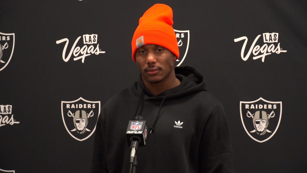 Zay Jones on win over Cleveland: 'It was a complete team effort'