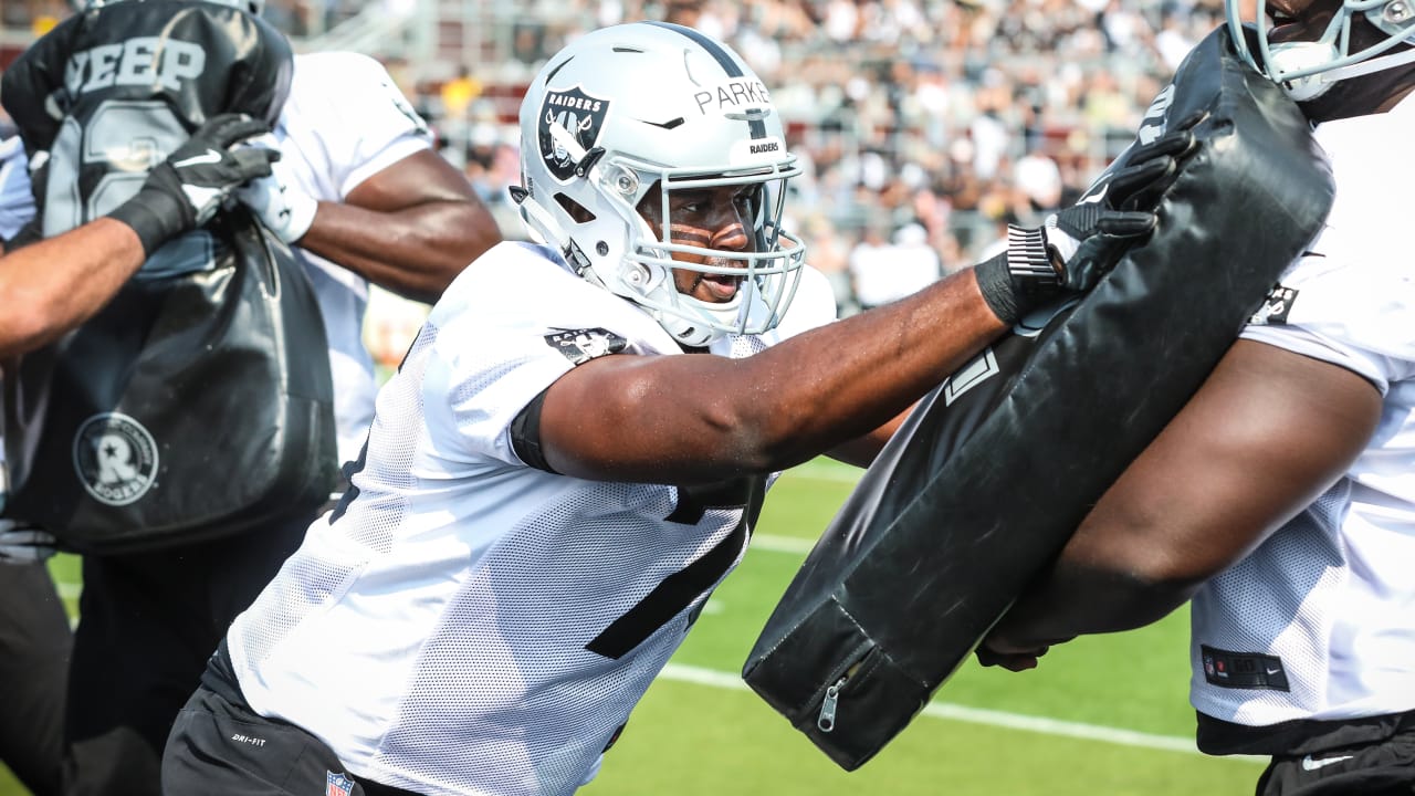 Training Camp Notebook: Raiders head to Memorial Stadium, Olson and ...