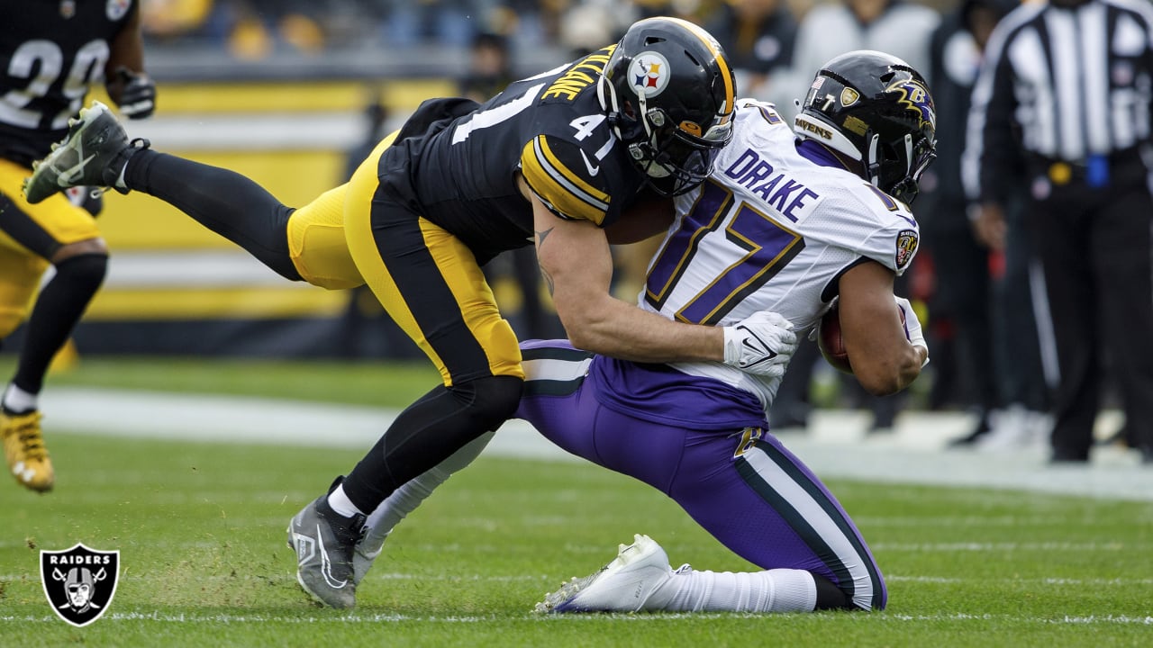 Photos: New Raiders LB Robert Spillane