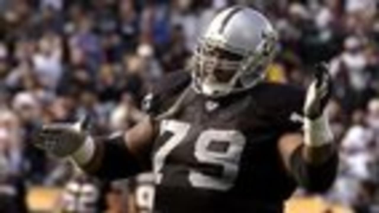 Raiders Mourn Loss of Collins