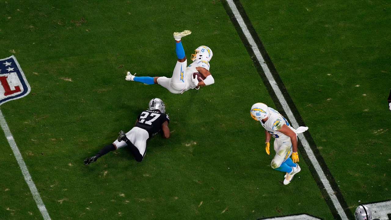Trayvon Mullen streaks from sideline-to-sideline to make impressive ...