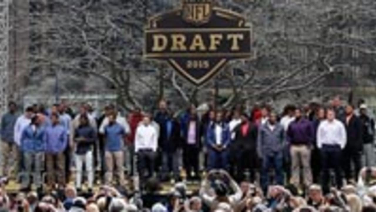 25 Top Prospects to Attend NFL Draft in Chicago