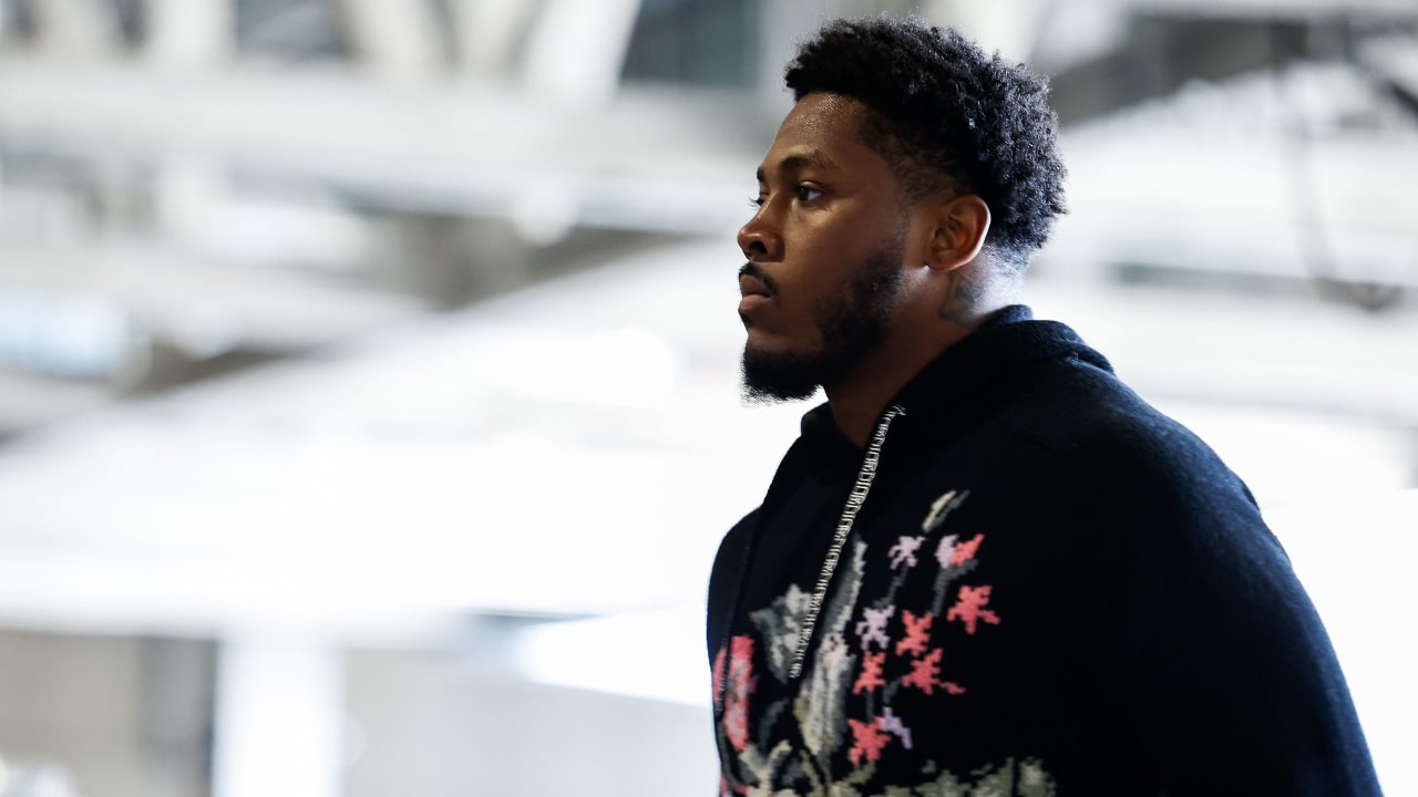 Watch: Raiders arrive for Week 7 vs. Texans