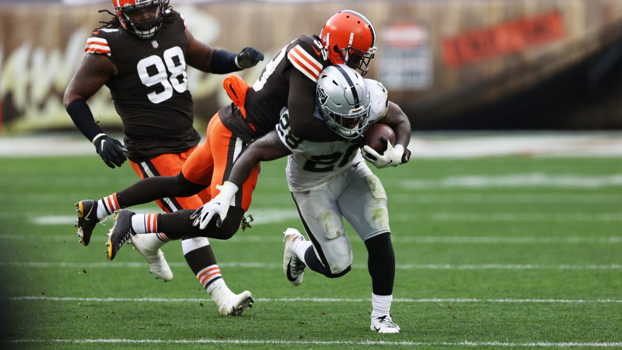 Josh Jacobs' best runs from 128-yard game - Week 8