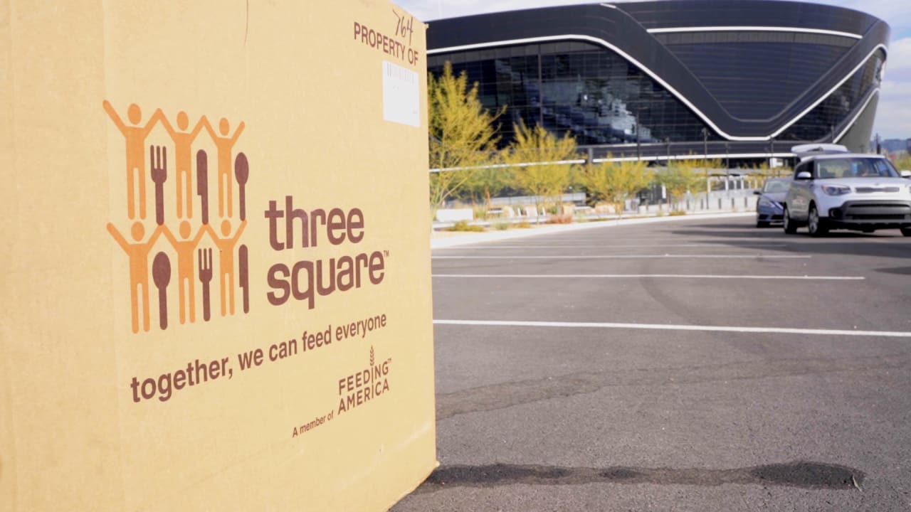 Watch: Raiders and Three Square hosts food drive at Allegiant Stadium