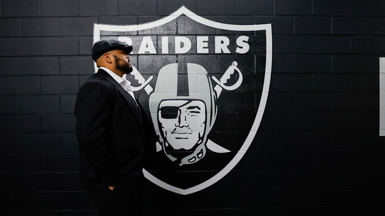 Las Vegas Raiders arrive at Allegiant Stadium for Week 3 vs. the Pittsburgh Steelers | 2023 NFL ...