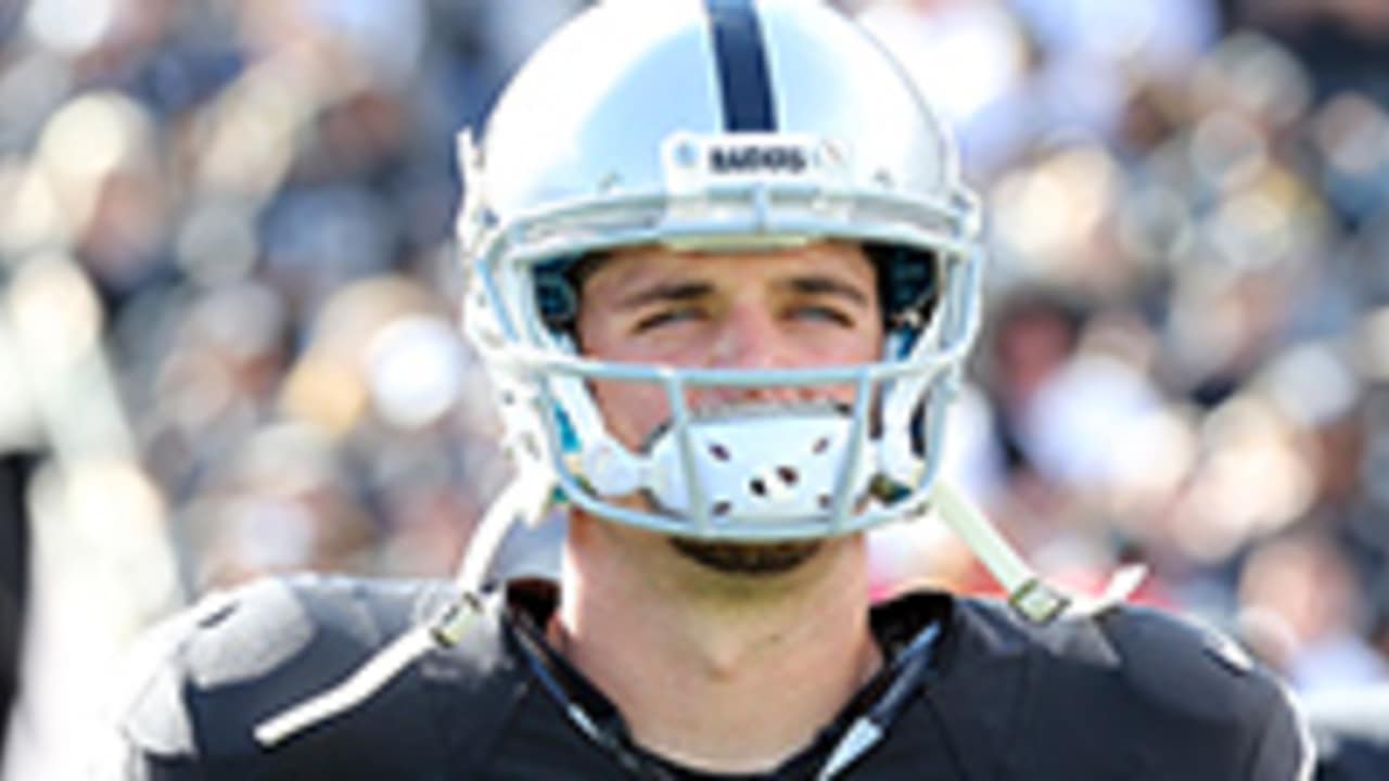 Quarterback Derek Carr Excited To Lead Team Into Loud Environment