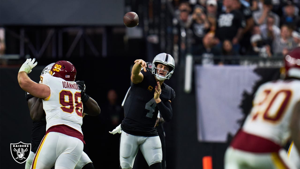 Position Breakdown: Previewing the Raiders quarterbacks for 2022 in photos