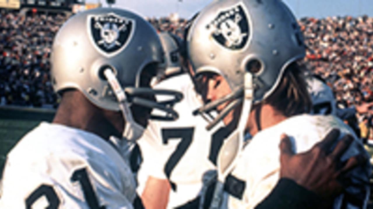 Fast Facts: Raiders Beat Vikings In Super Bowl XI