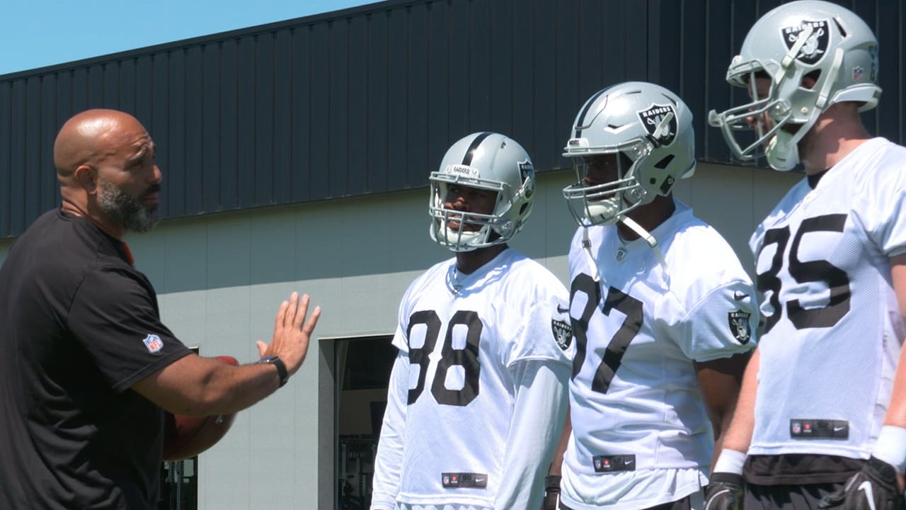 Tight Ends Continue To Compete