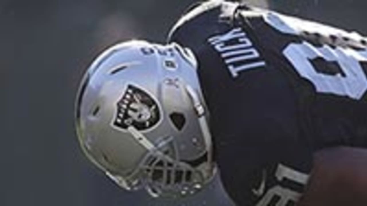 Broncos Corral Raiders 41-17