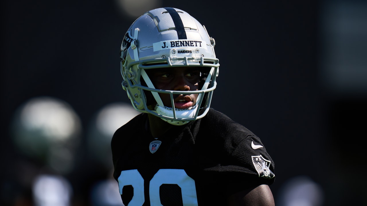 Jakorian Bennett embracing every practice rep as a chance to learn