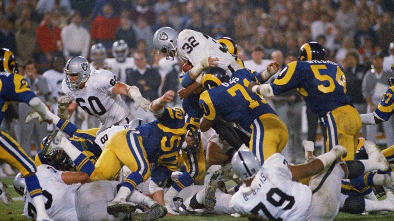 RAIDERS-RAMS RIVALRY IN PICTURES