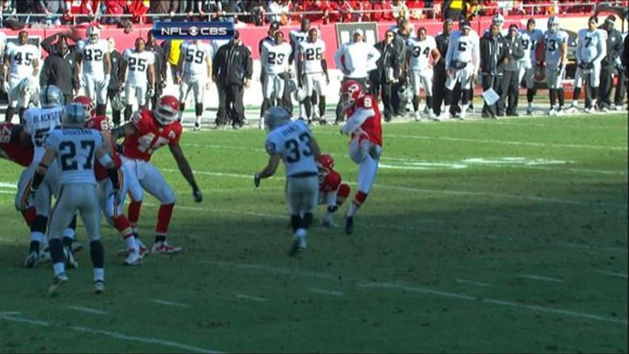 Raiders block FG attempt