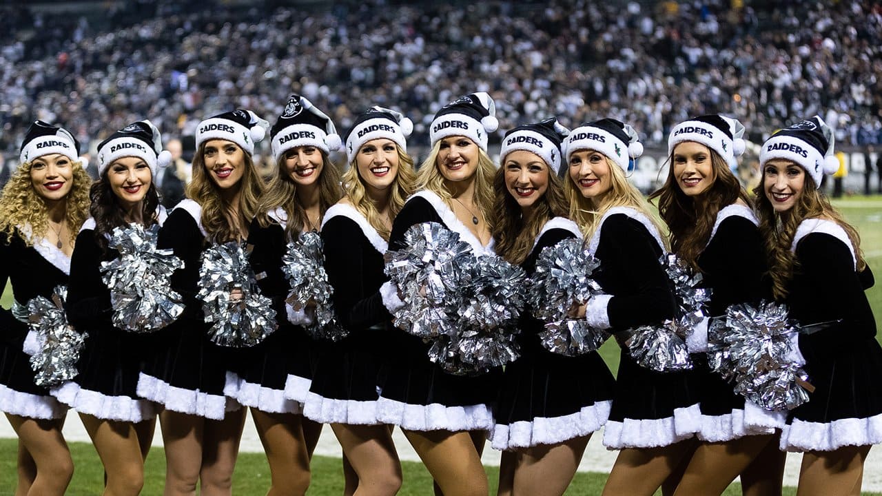 Sights of the Game: Raiderettes Week 15 vs. Cowboys