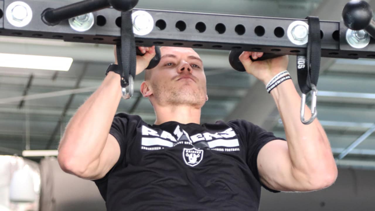 Raiders Tight End Derek Carrier's Homecoming: Back In Silver And Black