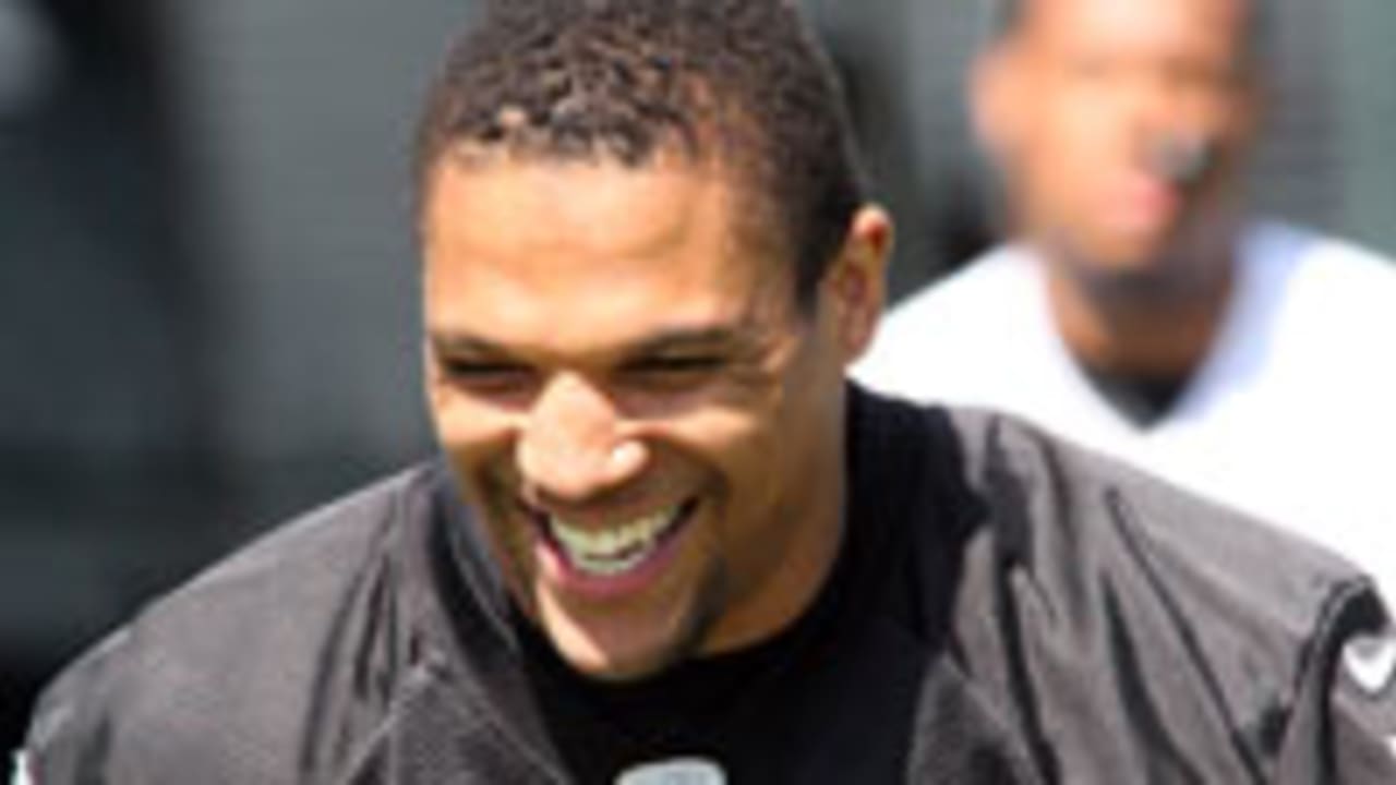 Fast Facts About Tyvon Branch