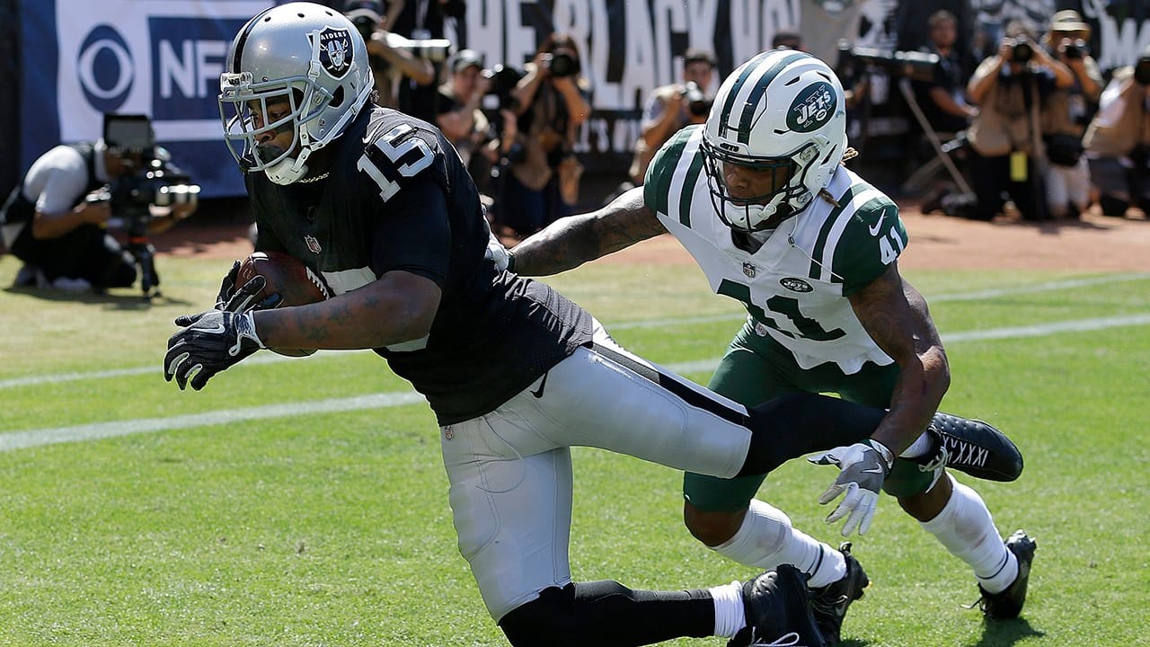 Michael Crabtree Scores First Touchdown Of 2017