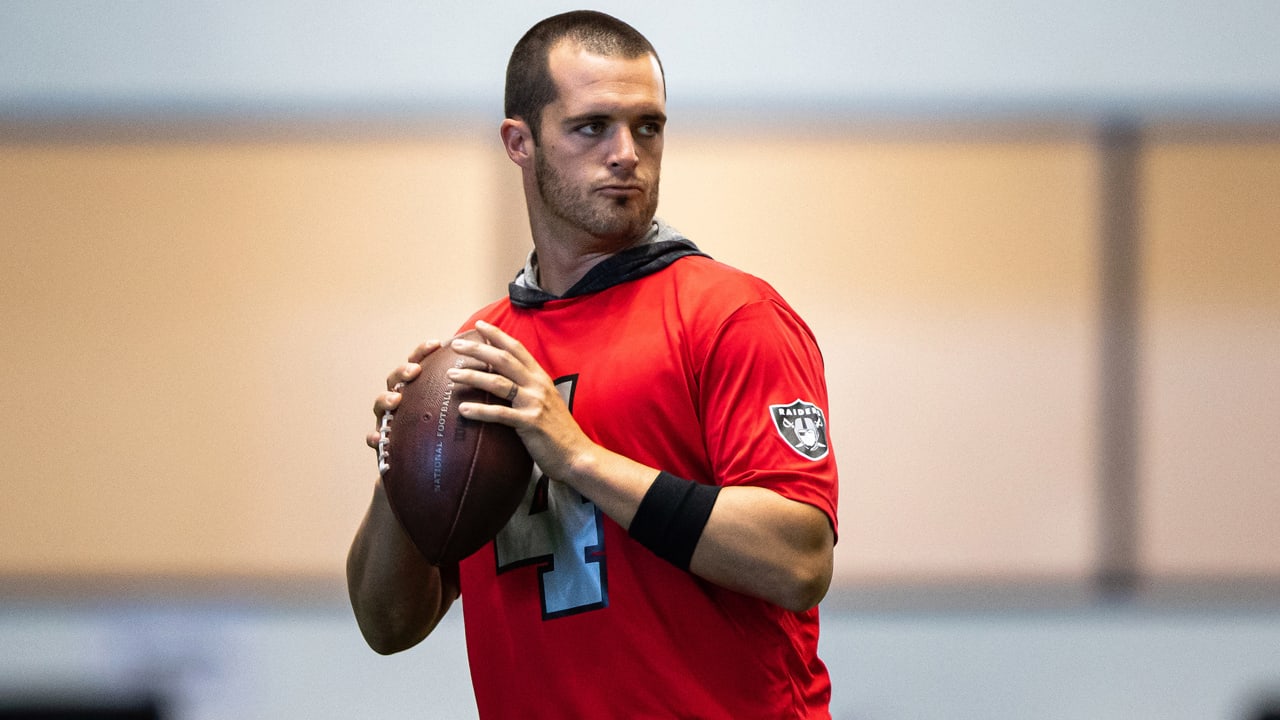 La Misión de Derek Carr en 2020