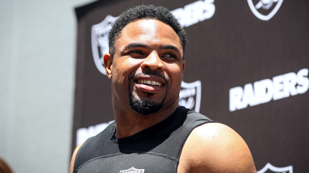 Ready to embrace his role as a mentor, Doug Martin talks leadership ...