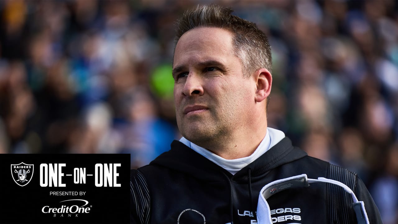 Coach McDaniels breaks down the challenges of the Patriots defense