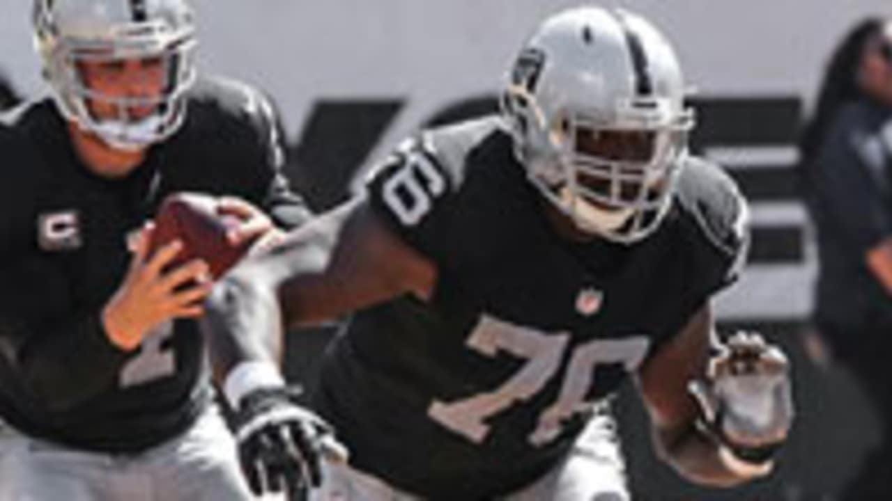 J'Marcus Webb Inks Deal With Seattle Seahawks