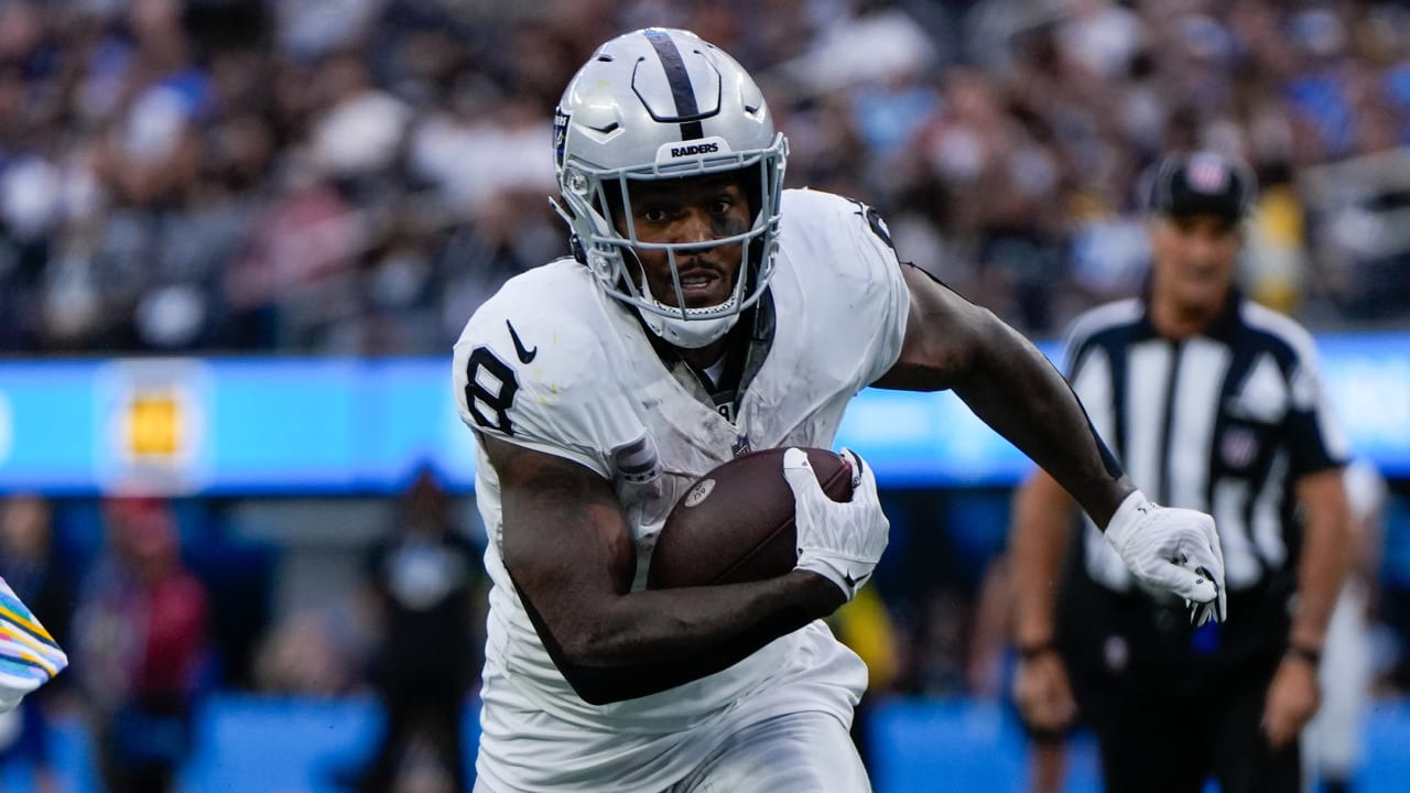 Raiders 2023 Week 4 Highlights vs. Chargers | Josh Jacobs gains 16 yards