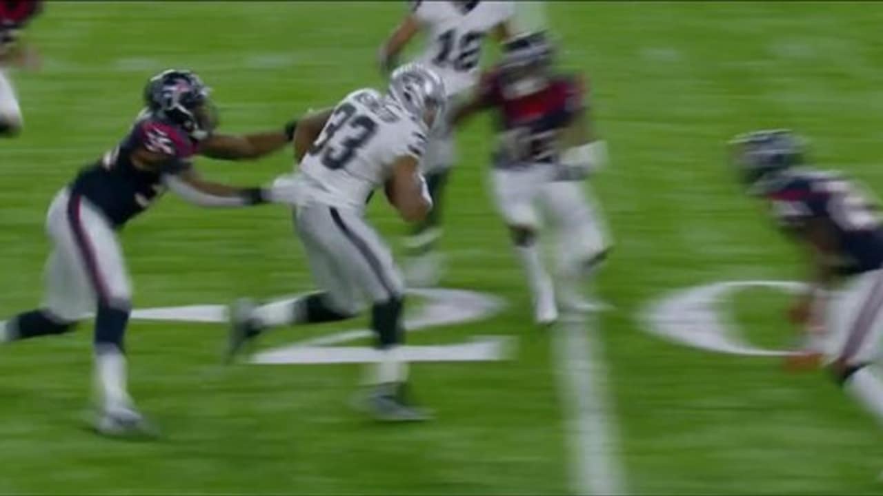 DeAndre Washington powers his way to 14-yard run