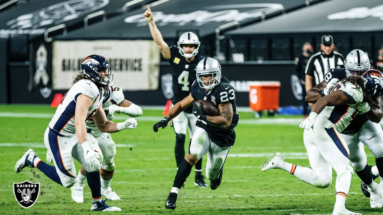 Top Shots: Raiders vs. Broncos - Week 10